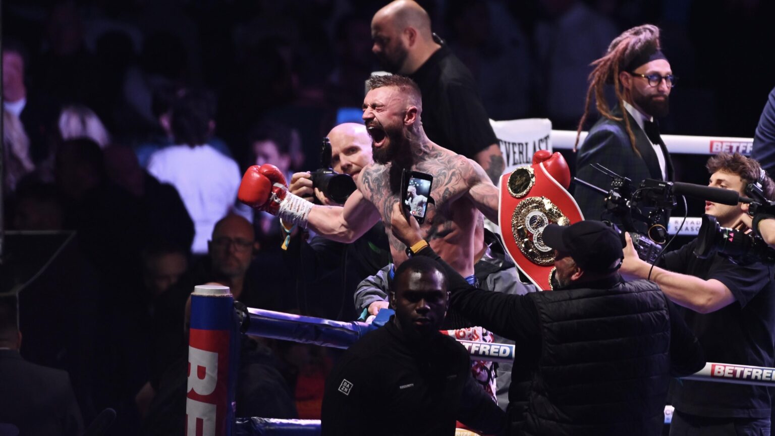 CROCKER CROWNED THE NEW IBF WORLD WELTERWEIGHT CHAMPION – Go Boxing